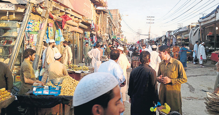 Pakistan: leaflet drop | Evangelicals Now