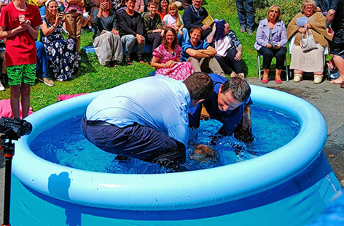 ‘Numerous’ conversions and baptisms in new network | Evangelicals Now